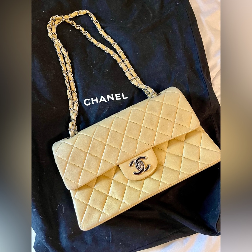 Authentic Chanel Double Flap Beige Medium - Classic D… - Gem